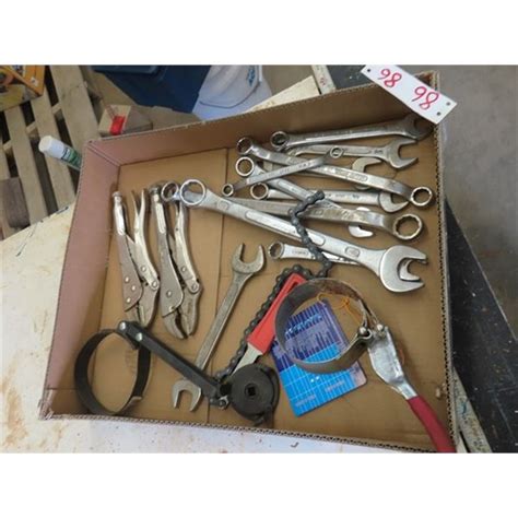 2 Vice Grips 11 Wrenches 4 Filter Wrenches