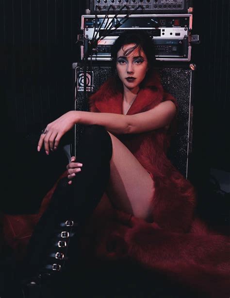 Fatale Maison Miss Kacie Marie Artist Posing In Facebook