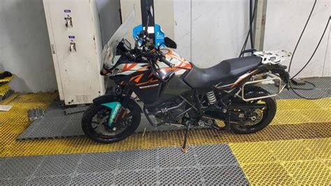 湖北武汉 鄂A 18年KTM 1090Adv S 价格65000元 摩托车二手网