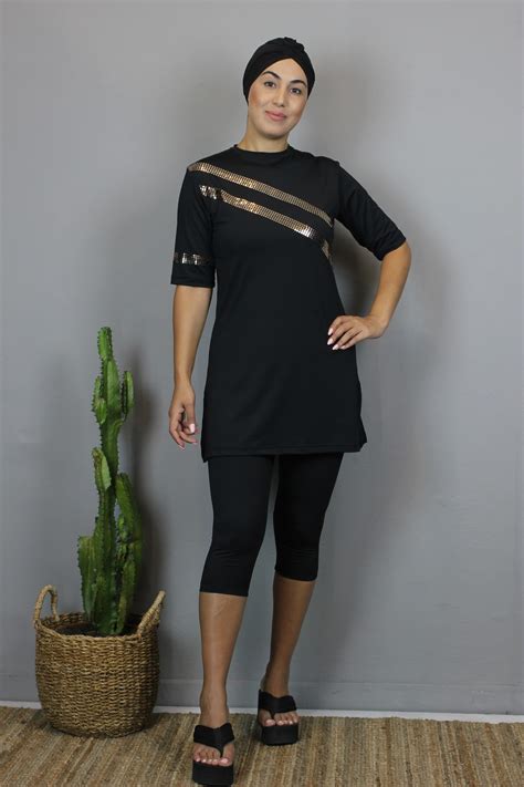 Tasarimayo Yarım Kol M Desen Gold Şeritli Tasarım Tesettür Mayo Takımı