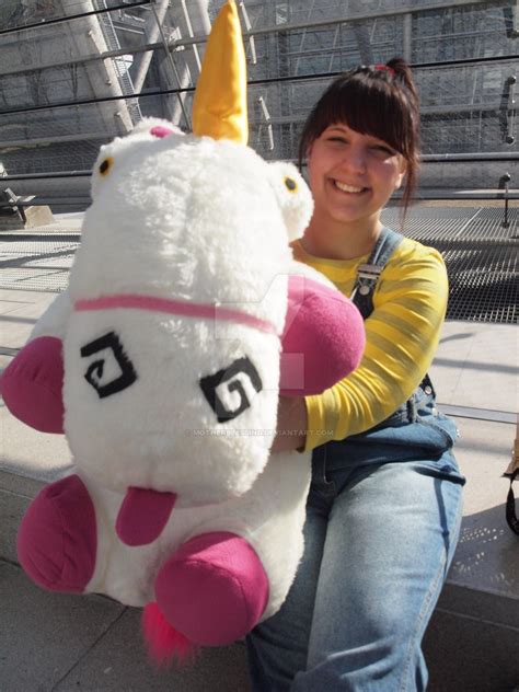Agnes And Her Fluffy Unicorn Despicable Me Costume Cool Halloween Costumes Unicorn Costume