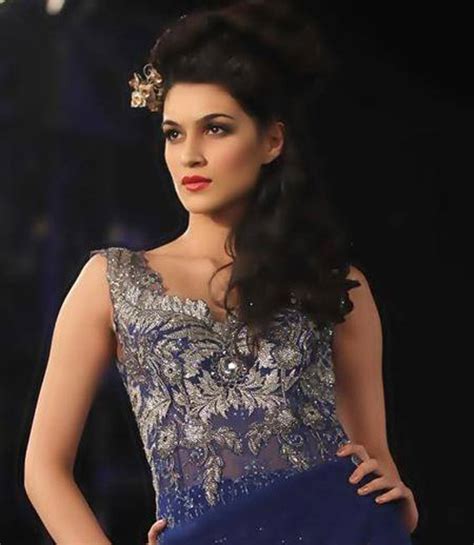 The Exquisitely Hot Kriti Sanon Pictures Kriti Sanon Beautiful Pics
