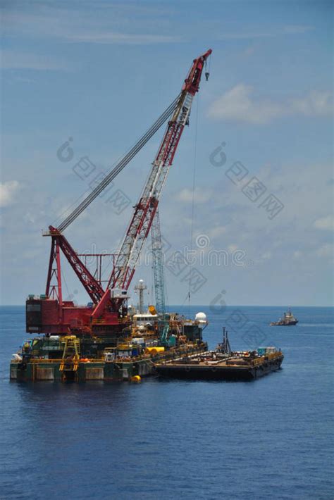 海上石油天然气工业中起重重型货物或重型升 包图企业站