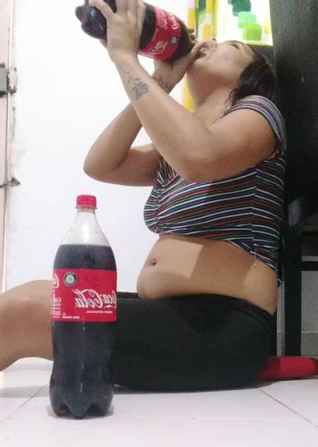 3 LITERS OF COKE CHALLENGE Video Clips Stuffing Eating Curvage