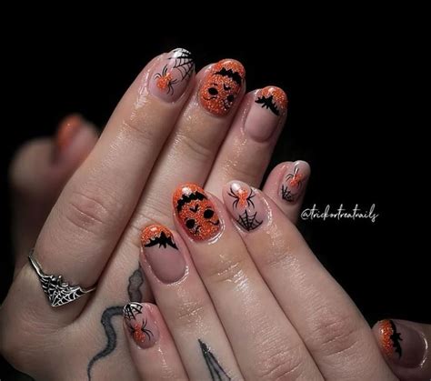 Халловийний баярын хумс будалтын 9 санаа