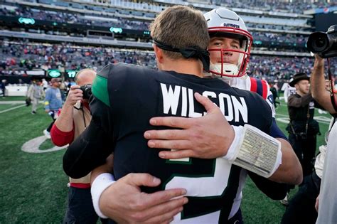 Mac Jones Struggles In Patriots Win But Improves To 3 0 Vs Zach