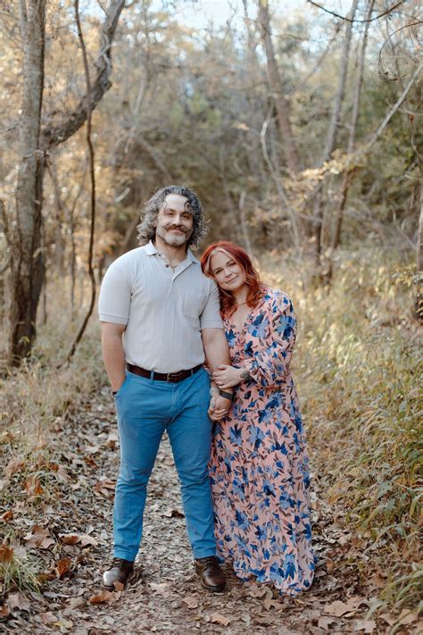 Rachel Zach Engagement Session St Edwards Park Austin Tx Morgan Elise Photography