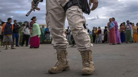 Manipur Incident దేశాన్ని రక్షించా భార్యను కాపాడుకోలేకపోయా