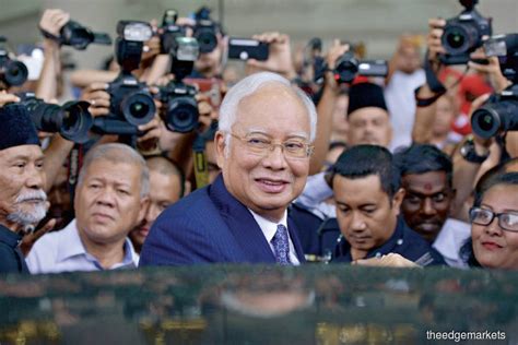 Vips In The Dock Najibs Src Case