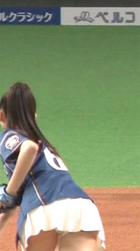 画像動画有モーニング娘牧野真莉愛さんのセクシーチラチラファーストピッチが割とエッチω ω ω 芸能やらCセクシーハプニングを公開