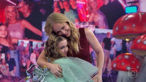 Foto Eva filha de Angélica e Luciano Huck encantou ao viver Fada