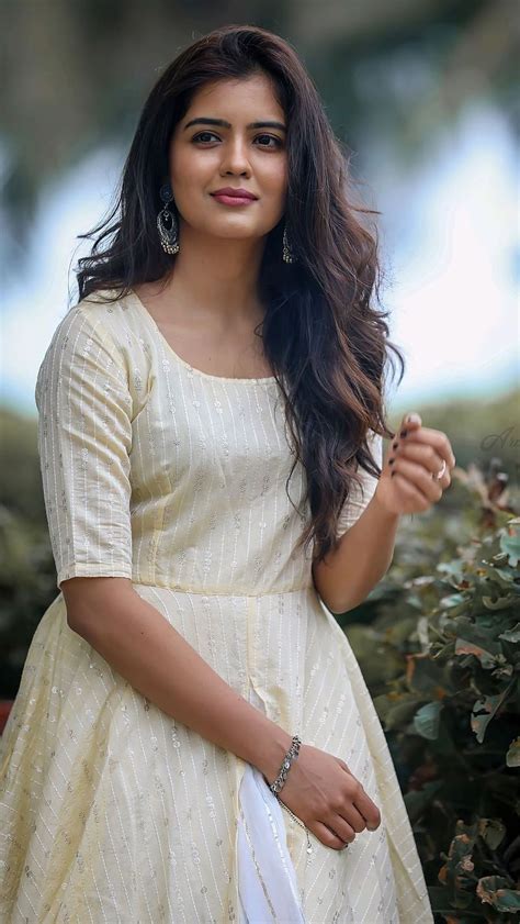 Amrita Iyer Tamil Actress Telugu Actress Hd Phone Wallpaper Peakpx