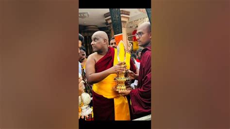බක්කුල මහා සෑයෙහි චූඩාමණික්‍ය අද දින සෑ රජුන් උදෙසා පැලදවීම සිදුවිය 🙏🙏
