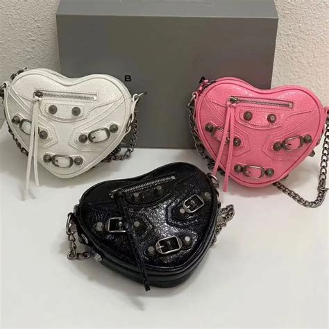 새해 스타일 러브 백 리벳 틈새 고급 센스 스위트 쿨 미니 백 크로스 바디 체인 백 가죽 여성용 2023 Aliexpress