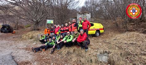Soccorso Alpino Esercitazione Congiunta Dei Tecnici Lariani E Toscani