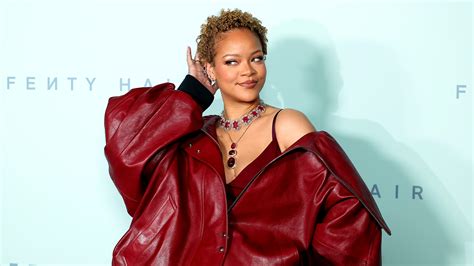 Rihanna Sheds New Light On Her Newest Look As She Reveals Postpartum