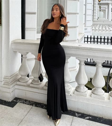 Long Sleeve Off The Shoulder Dresses And Windsor