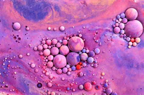 다채로운 아크릴 거품 추상 잉크 디자인 템플릿 혼합 텍스처 배경입니다 액체 색상 배경입니다 벽지 패턴입니다 오일 포스터 디자인