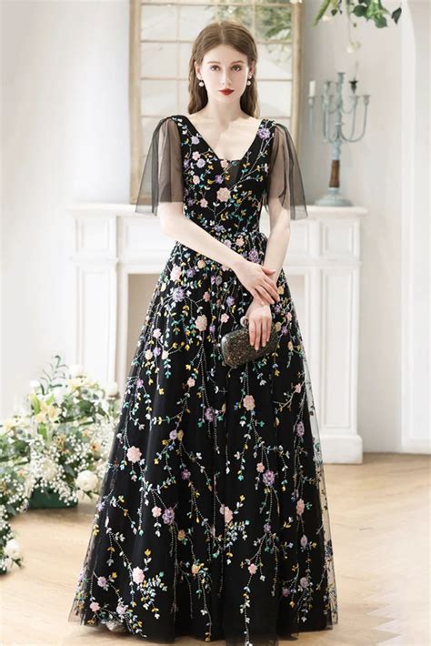 Black A Line V Neck Cap Sleeves Long Prom Dresses With Appliques Blac