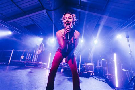 Review Caity Baser At The Engine Rooms Strong Island