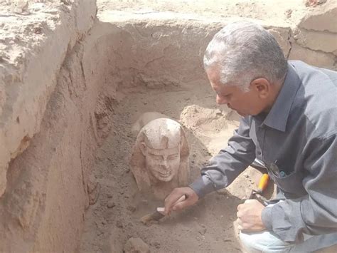Smiling Sphinx Statue Unearthed In Egypt Smithsonian