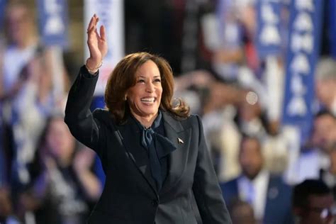 Kamala Harris At Dnc Summons Americans To Reject Divisions And Defeat