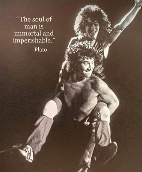 Alex Van Halen Gets Emotional About His Brother Eddie On The