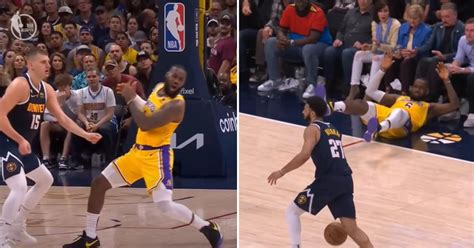 nba 【影片】詹皇尬演技？「從弧頂飛到觀眾席」惹群嘲！馬刺小將炮轟：lbj為什麼總假摔？ 黑特籃球 nba新聞影音圖片分享社區