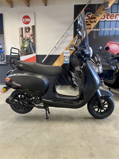 Gts Toscana Dynamic Scooter Scooter Factory