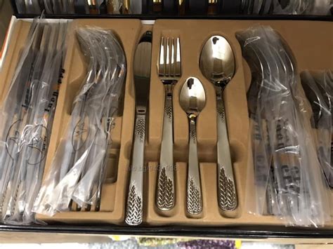 Комплект прибори за хранене със србърен орнамент 24 части Съдове Сервизи Прибори Бан