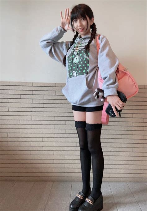 秋月莉緒💚 原宿学園 💚りーたん💚5月23日「キスがスキ」cdリリース🫶🏻 On Twitter 今から原宿向かいま〜す😽💭