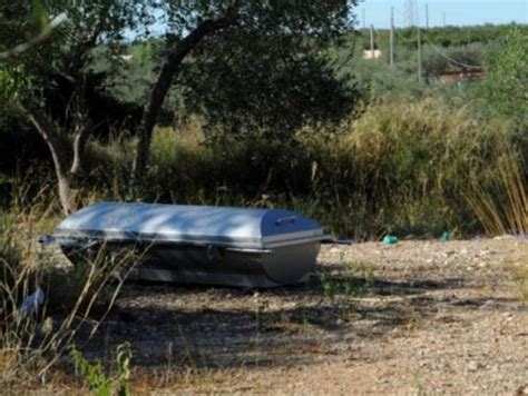 Italia Păstor Român Găsit Mort într O Fântână A Vrut Să Salveze O