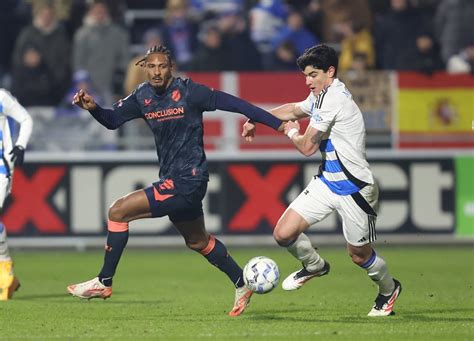 Fc Utrecht Loopt Op Bezoek Bij Pec Zwolle Opnieuw Averij Op