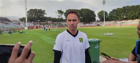 Ini Tipe Playmaker Idaman Paul Munster Untuk Persebaya