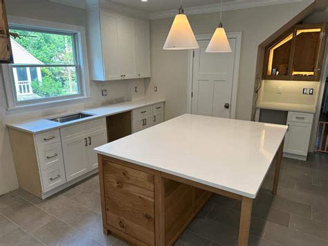 5 Important Reasons To Prefer Quartz Countertops In The Kitchen House