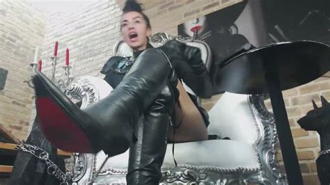 Look At You Useless Iamthecountess Clips4sale