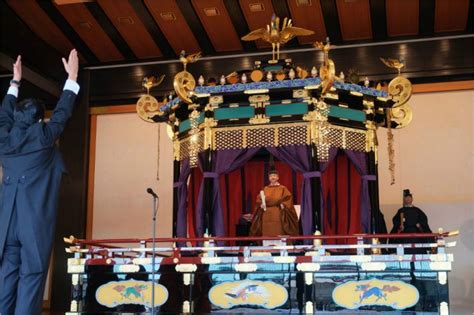 [칼럼]아베의 덴노헤이카 반자이 천황폐하 만세 삼창 노컷뉴스