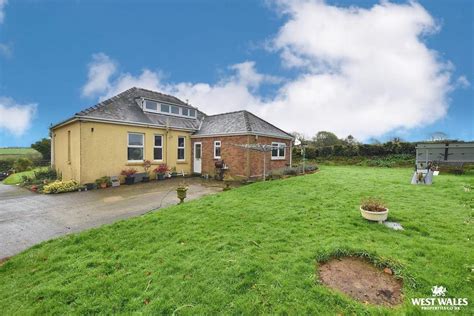Wiston Haverfordwest 4 Bed Detached Bungalow £425 000