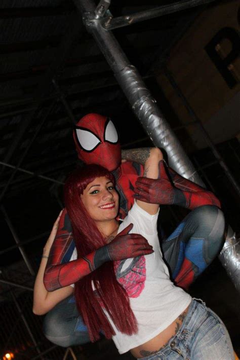 Spidey And Mary Jane Cosplay Amino