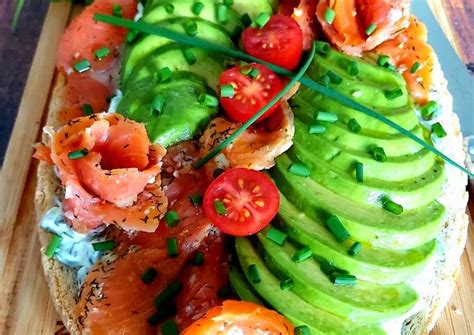 Tartine Saumon Avocat Et Concombre De Kim Cooking Cookpad