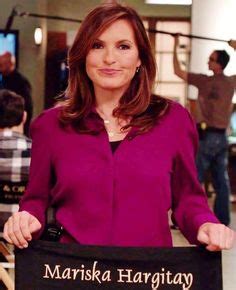Captain Olivia Benson Ideas Olivia Benson Mariska Hargitay Law And Order Svu
