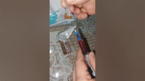 حقنه عضل البنت لسه بتتعلم تعطي💉 Youtube