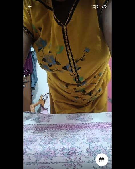 Singh 697 Neha Singh Tango Model Aunty Saare Removing And Naughty Wearing 30 0124 Eporner