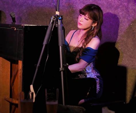 高木里代子さんのインスタグラム写真 高木里代子instagram「【今夜は新潟でライブ ️】 おはようございます♡ 昨日は仙台モンド