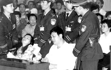 中国悍匪排行，他7年糟蹋116妇女，他在法庭上一句话妇女法庭悍匪新浪新闻