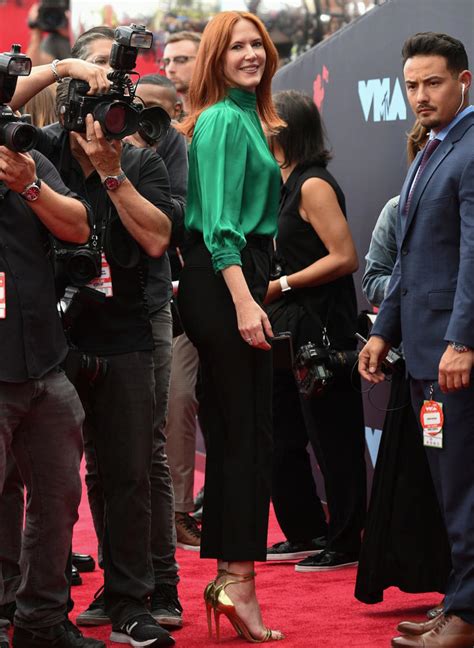 There Are Plenty Of Power Publicists But Only One Works For Taylor Swift