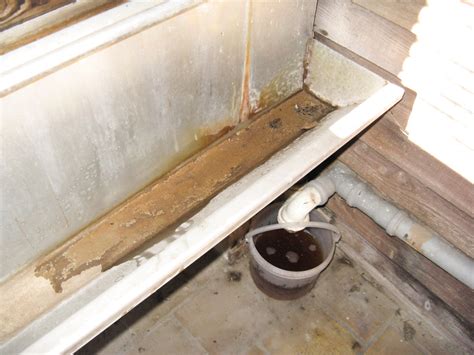 Massiv Leaking Toilet Pissoir Image 562792 Thisvid Tube