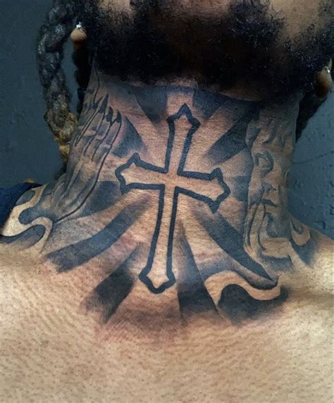Pin De Steffen Rasmussen Em Neck Tattoo Em 2022 Tatuagem Cruz No