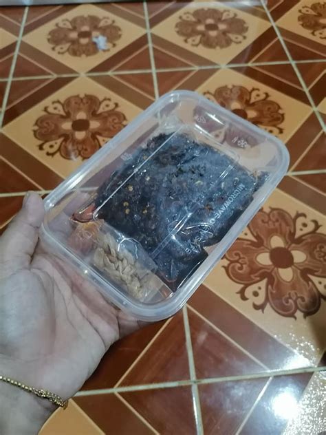 မစန္ဒာနှင့်သမီးများ ငါးရံ့ခြောက်ဖုတ် လုပ်ငန်း Insein