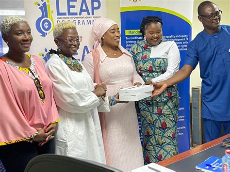 Wfp Ghana On Twitter Today We Handed Over Digital Tablets To 🇬🇭 Leap